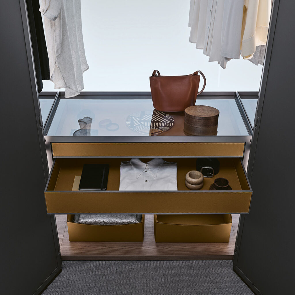 Cover modern wardrobes bedroom | Rimadesio