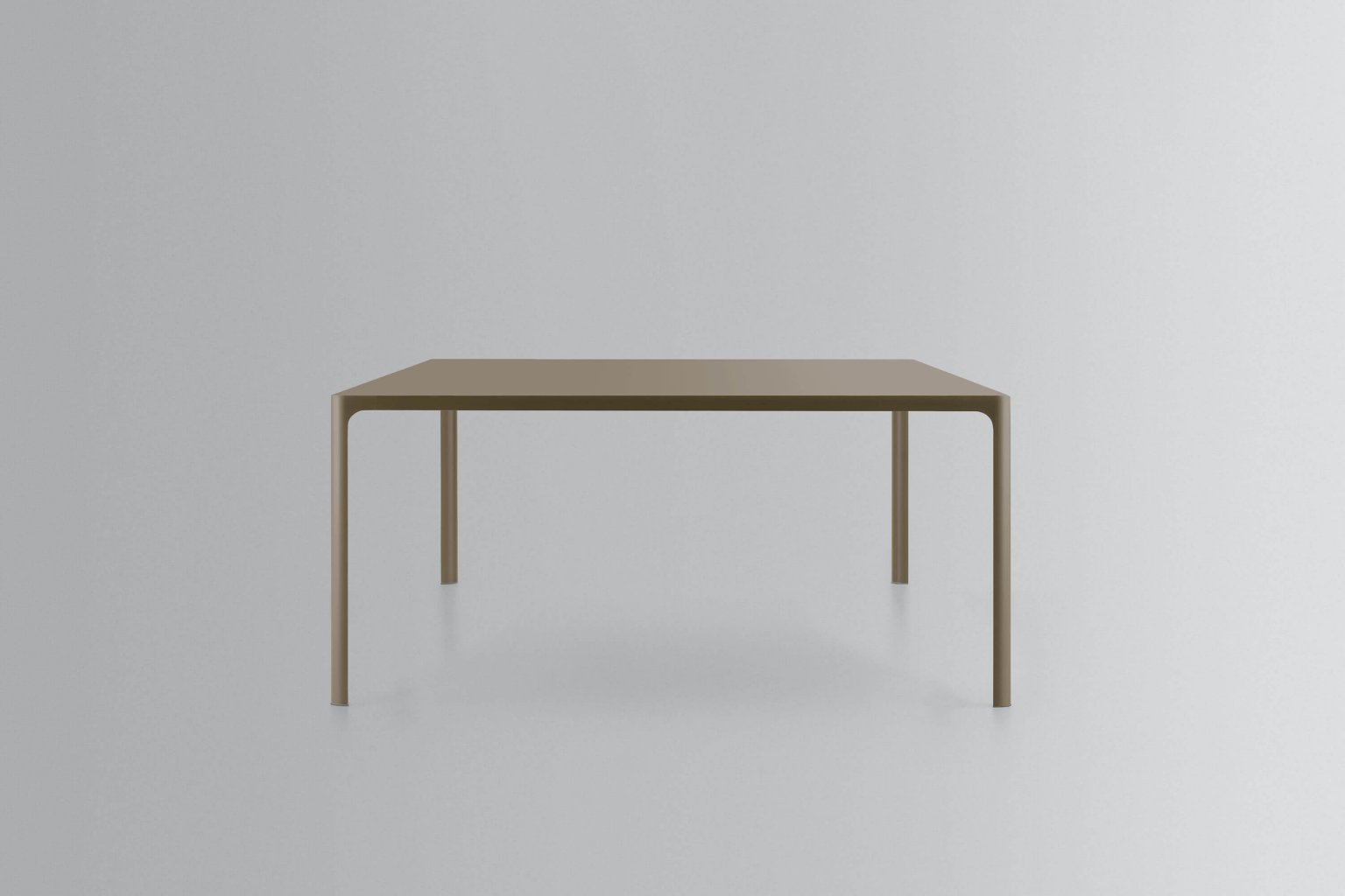 Tavoli e Tavolini | Design Moderno su Misura | Rimadesio