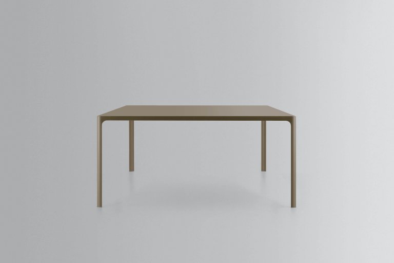 Modern and custom tables and coffee tables | Rimadesio