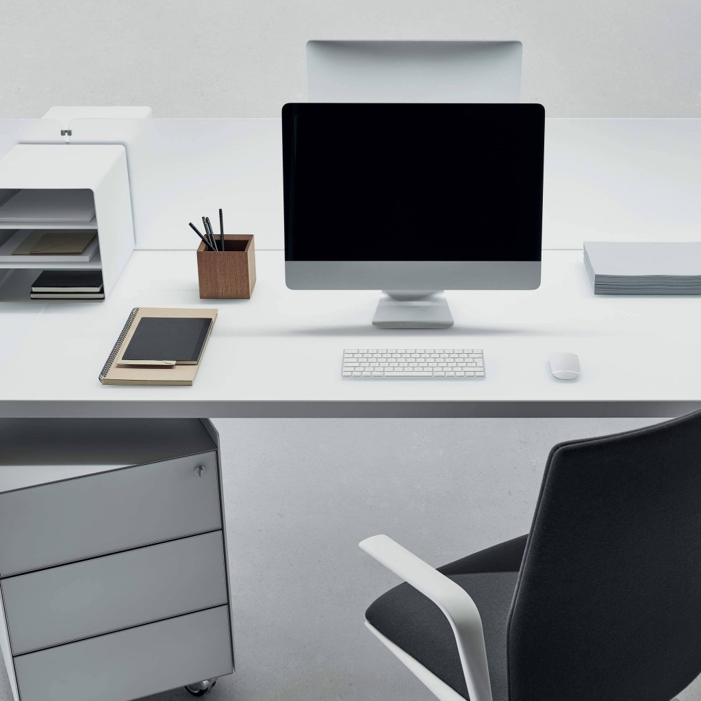 Flat System contemporary office desk | Rimadesio