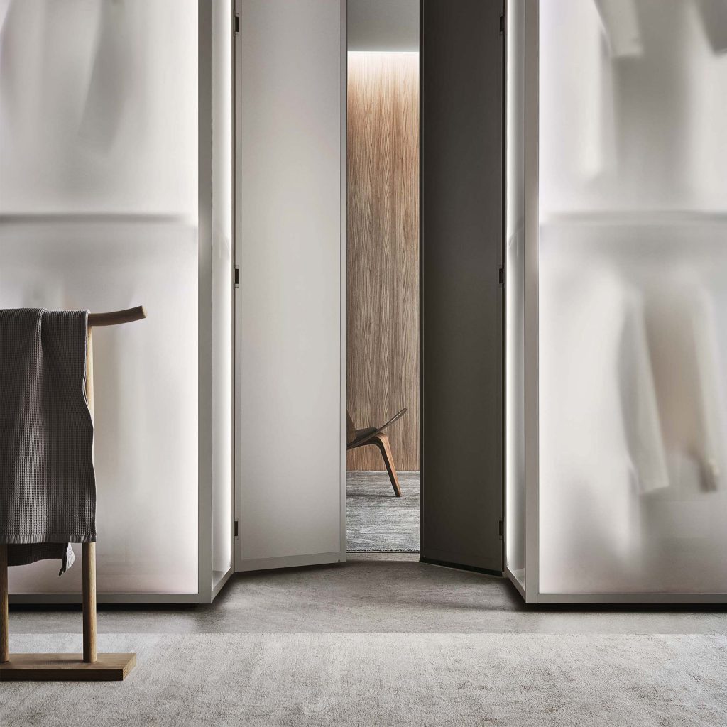 Cover Freestanding modular system | Rimadesio