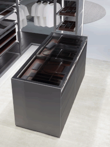 The renovated Giussano showroom - rimadesio